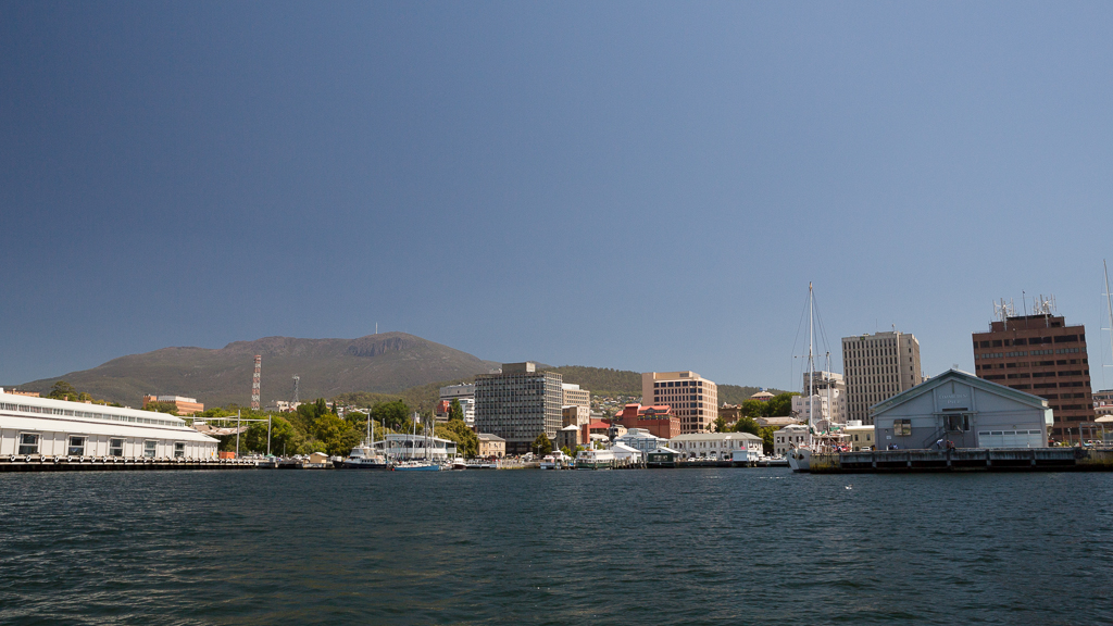 Hobart Photographer | Tony Lomas